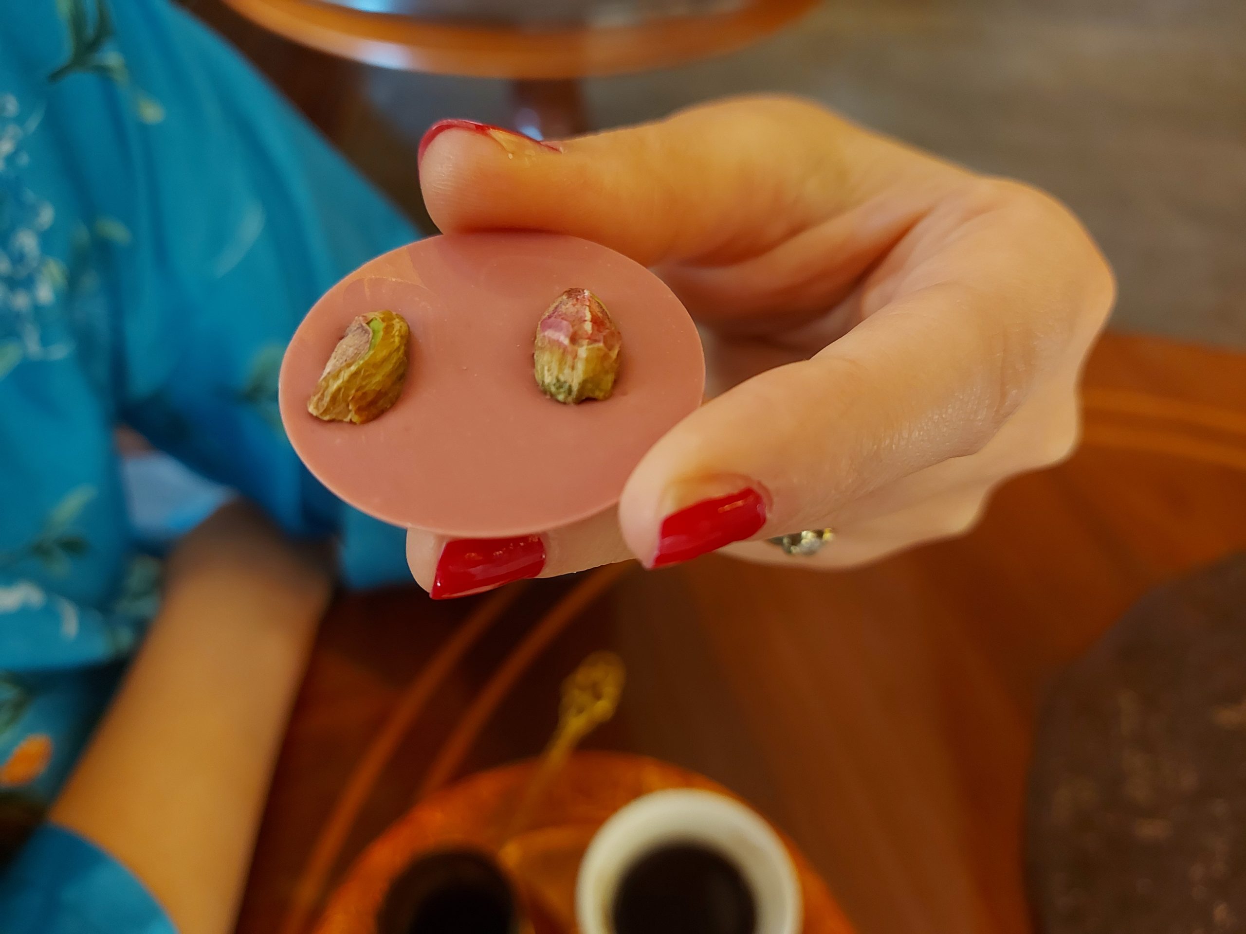 Bashka Chocolatier: “We breathe life into every gram of chocolate ...