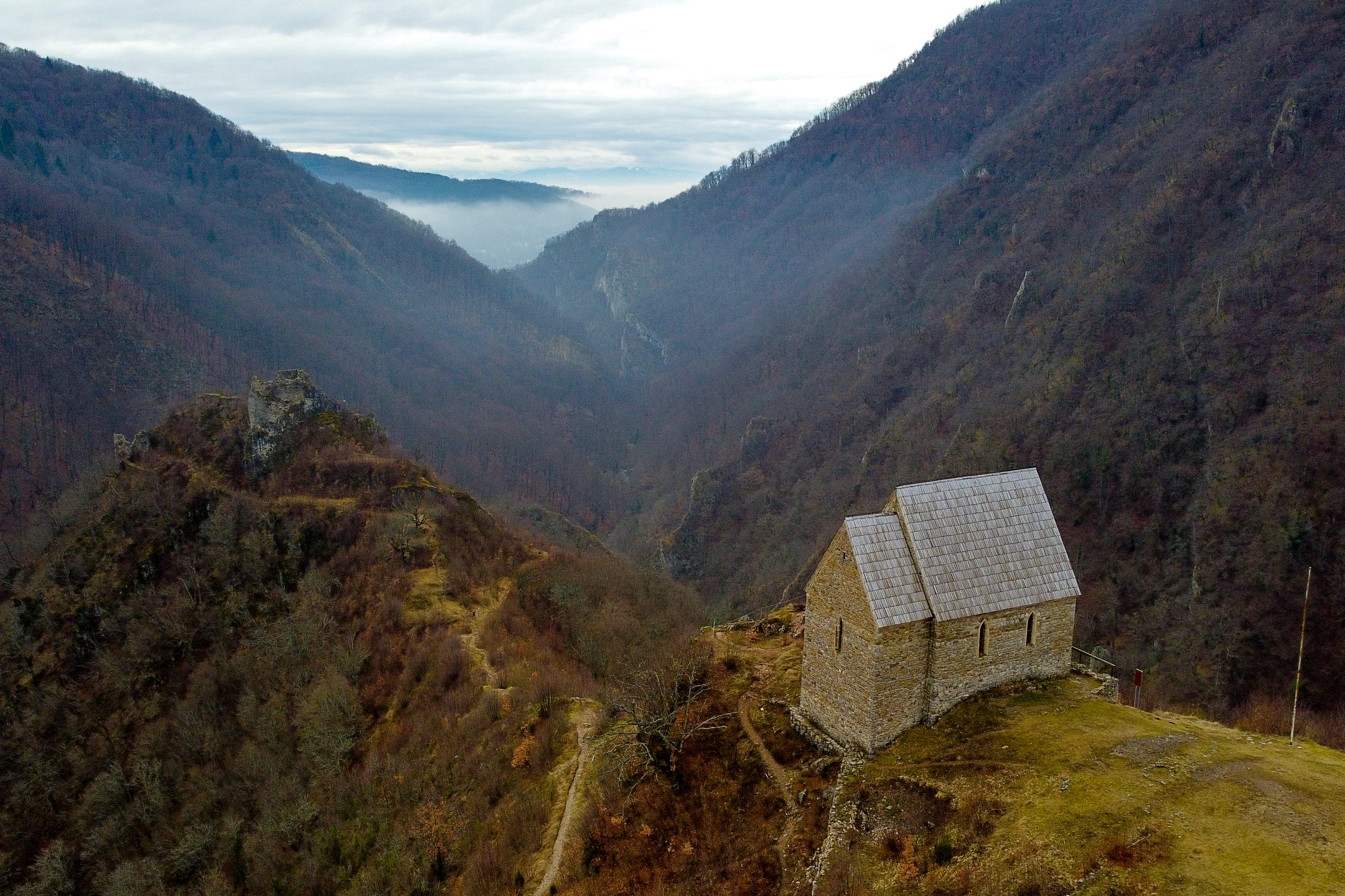 Neosvojivi kraljevski grad Bobovac | Balkan Diskurs